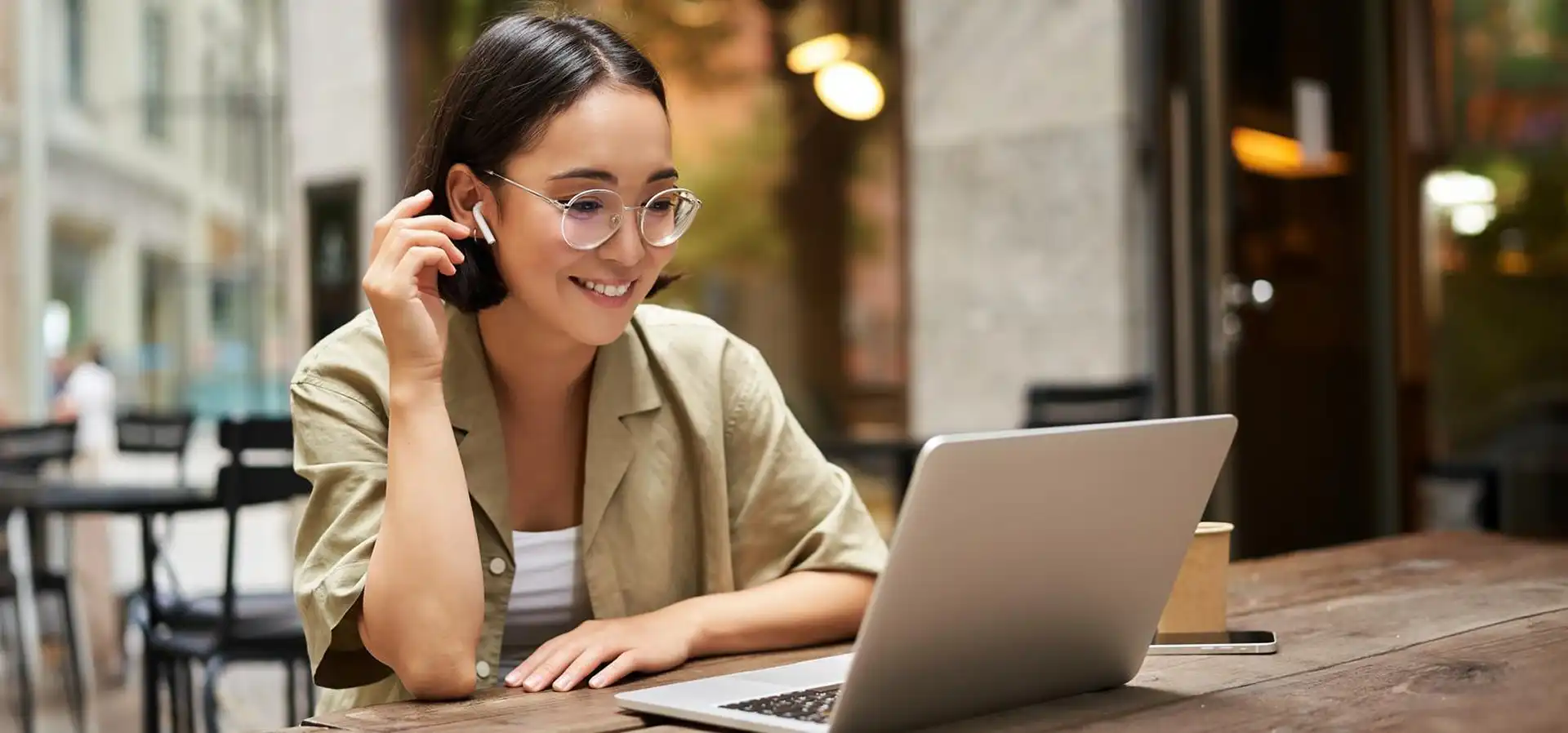 Cloud Contact Centre Solutions | VIS Global